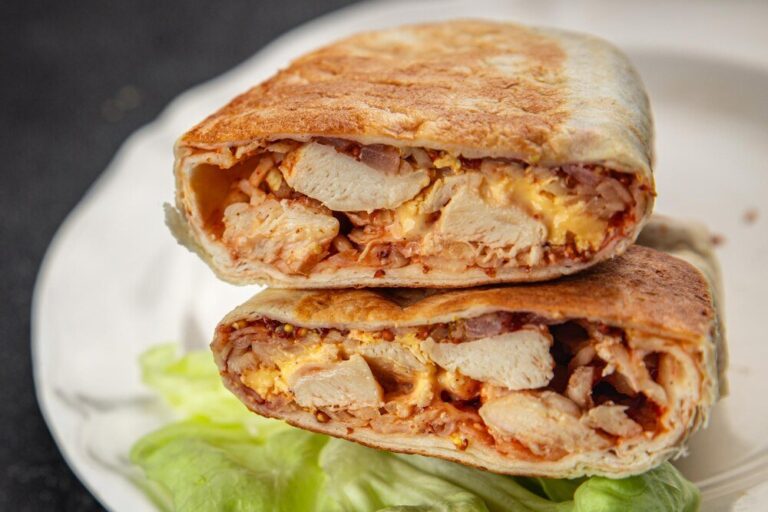 Domowe Qurrito z kurczakiem jak z KFC - sprawdź!